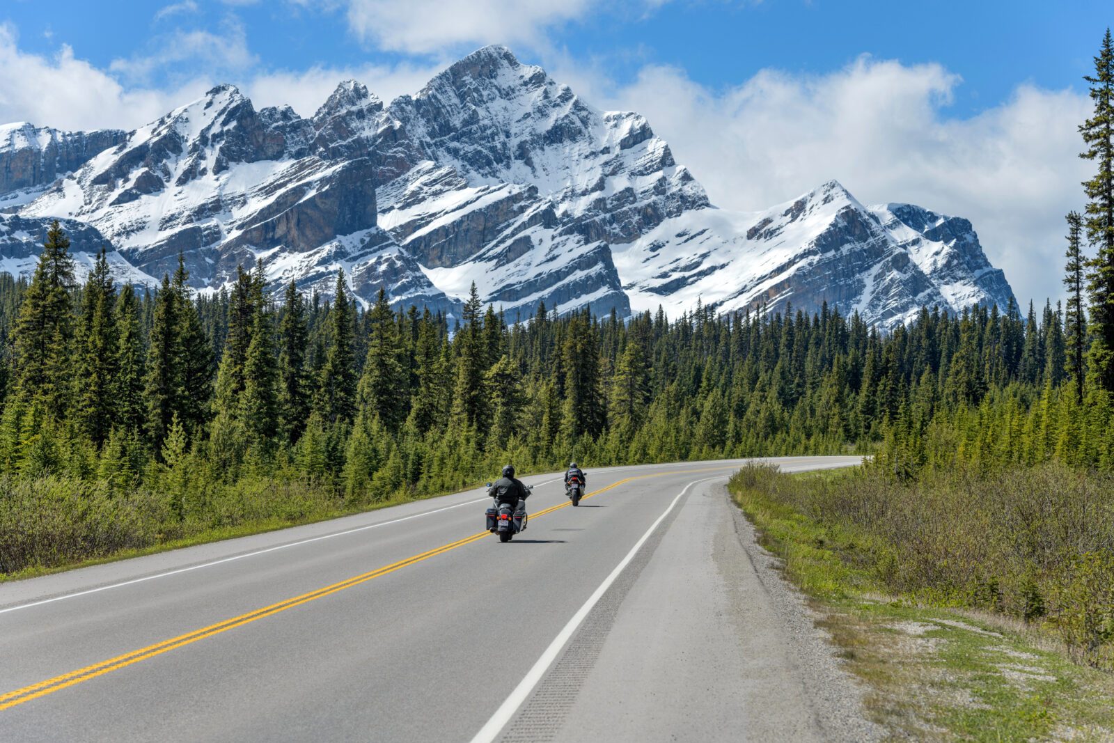 Voyage Moto Canada - Partez au road trip moto au Canada - Canada en moto